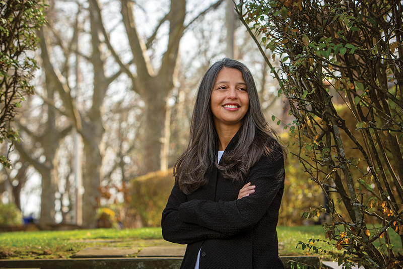 Neighbors in Need | Harvard Medicine Magazine