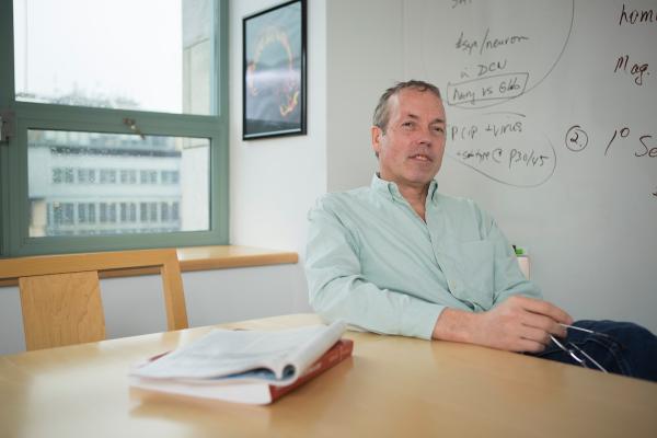Soft Touch | Harvard Medicine Magazine